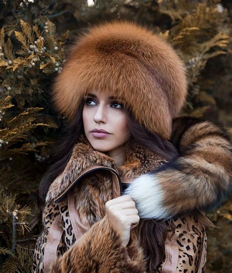 🧡🧡Роскошная шапка из лисы🧡🧡 ️Хвост отстёгивается ️Подкладка - стёганная ...