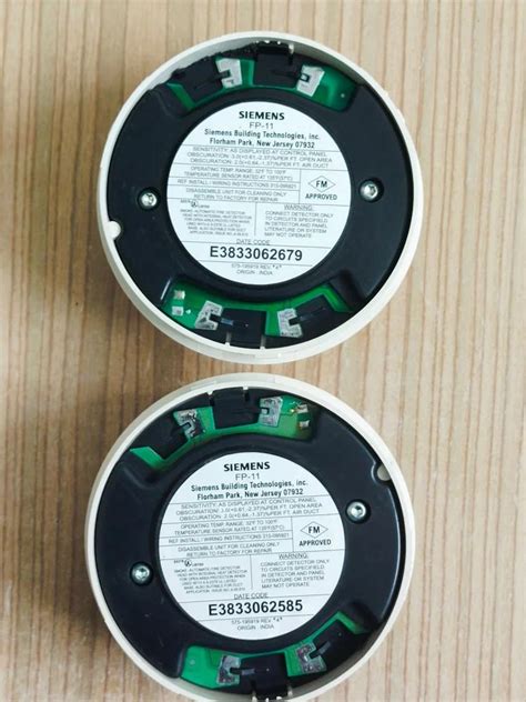 Photoelectric Siemens Fp 11 Smoke Detector At Rs 4900 Piece In Vadodara