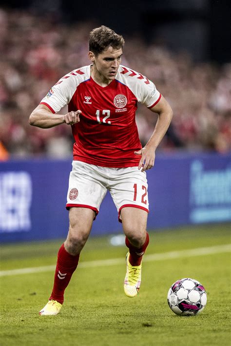 Robert Skov Dansk Fodboldspiller Karriere Lex