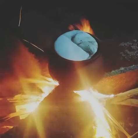 Traditional Celebration In Sri Lanka By Pot Overflowing Milk කිරි ඉතිරවීම ️ Newyear Srilanka