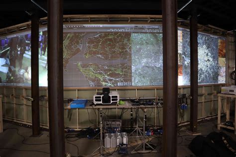 Back Projection Revolver Av