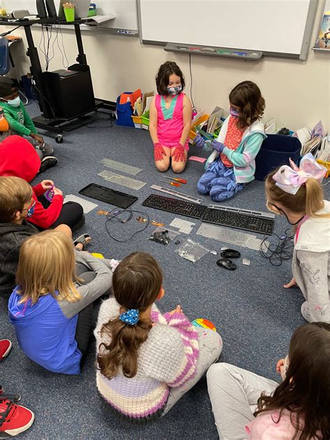 Learning About The Insides Of Keyboards And Mice Mrs Avnor S Classroom Blog