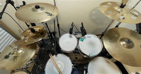 선생님이 너무 친절하시고 원하는 방향으로 맞춰서 잘 가르쳐 주십니다 실력이 향상되는게 느껴져서 너무 좋습니다 ㅎㅎ 레슨 오래 받을 것 같아요 숨고 숨은고수