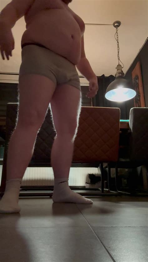 Ex Jock Tries To Do Pushups ThisVid Com