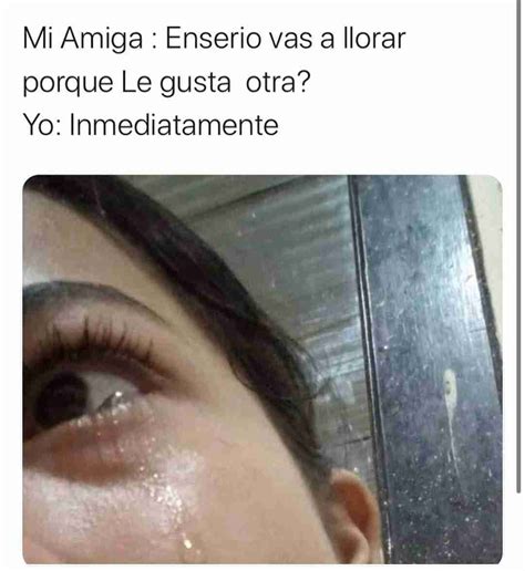 Yo Agarrando La Ropa De Mi Hermana Yo Cuando Veo A Mi Hermana Agarrando Mi Ropa Memes