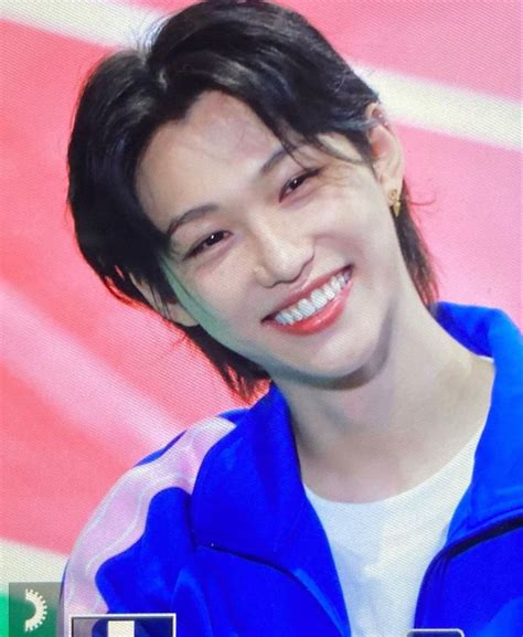 Pin By Nicole Elsenbroek On Lee Felix Felix Guys Lix Pin By Nicole Elsenbroek On Lee Felix Felix Guys Lix