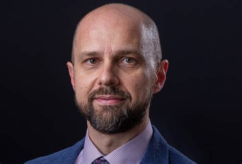 Hno Klinik Bekommt Neuen Chefarzt Dr Antoniu Oreste Gostian Regio