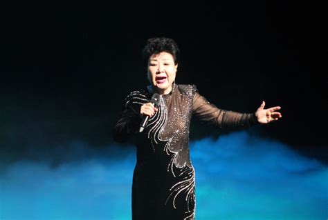 원로가수 현미 별세 자택서 쓰러진 채 발견…향년 85세 머니투데이