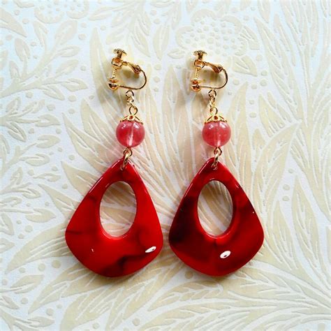 Yahooオークション 天然石 イヤリング チェリークオーツ ハンドメイ