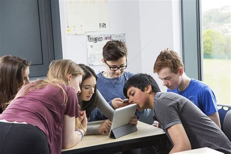 Classmates Studying In Class Picture And Hd Photos Free Download On Lovepik