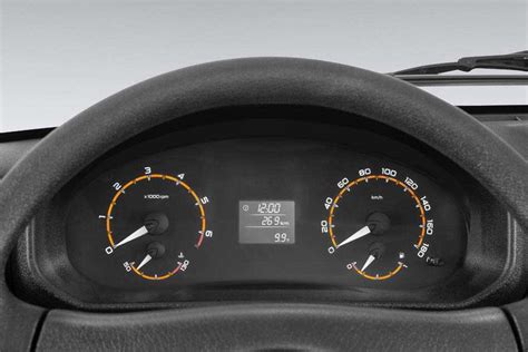 Комбинация приборов нива шевроле нового образца - 95 фото