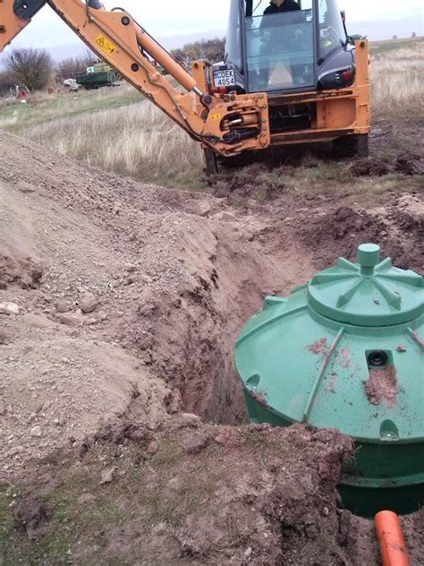 ПРЕЧИСТВАТЕЛНА СТАНЦИЯ ЗА 5 Е Ж тип проточни аеробни пречиствателни станции Креация