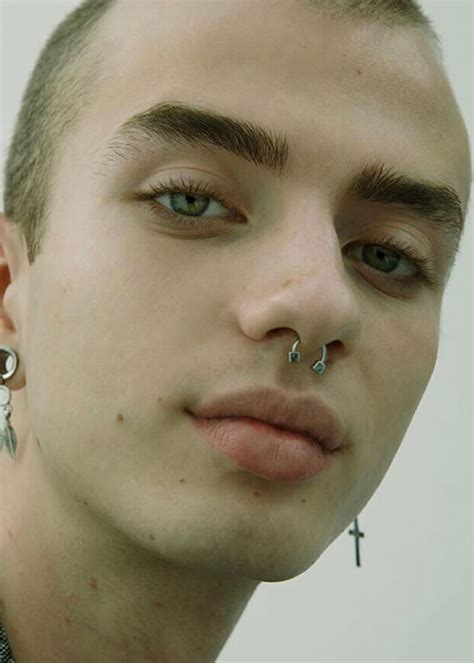 Aron The Model Booker