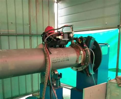 焊工也能年入百万？！这个男人其实一直都在干一些没用的事 知乎