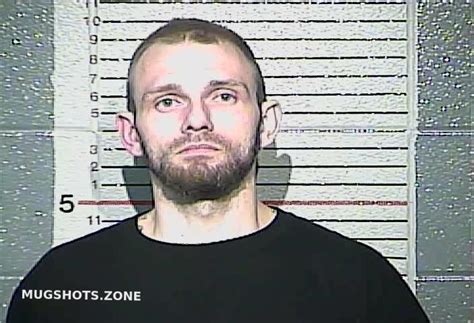 RENAUD TREVOR JAMES 04 12 2024 Franklin County Mugshots Zone