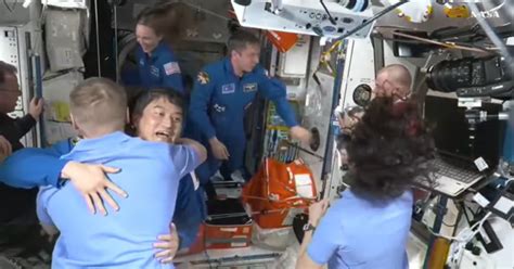 국제우주정거장에 발 묶인 우주인 지구 귀환 길 열려