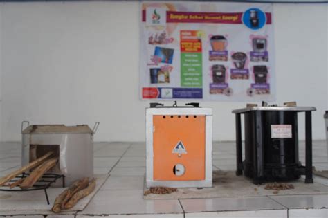 Sosialisasi Tungku Sehat Hemat Energi Yayasan Dian Desa