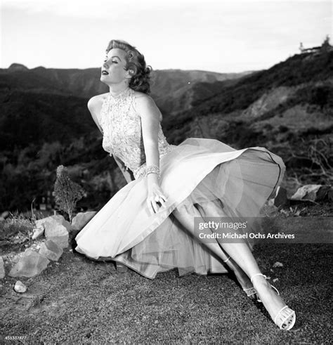 Actress Rhonda Fleming Pose At Home In Los Angeles California News