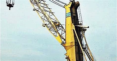 군산항에 초대형 하버크레인 도입