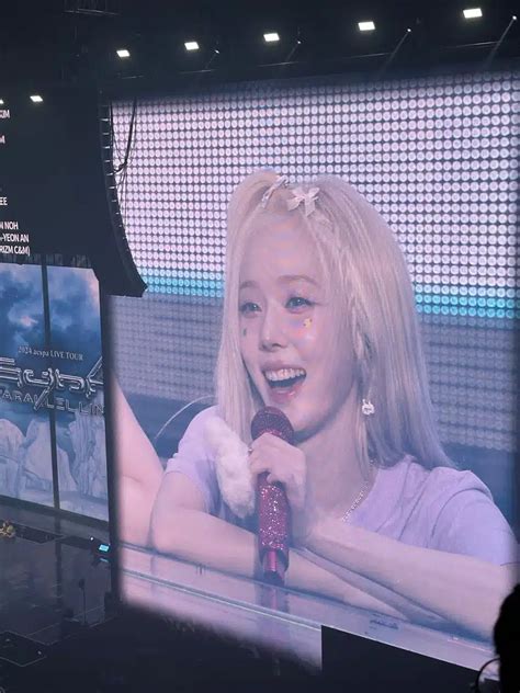 윈터 진짜 하츄핑같잖아😆 ️ ️ 팬플러스 커뮤니티