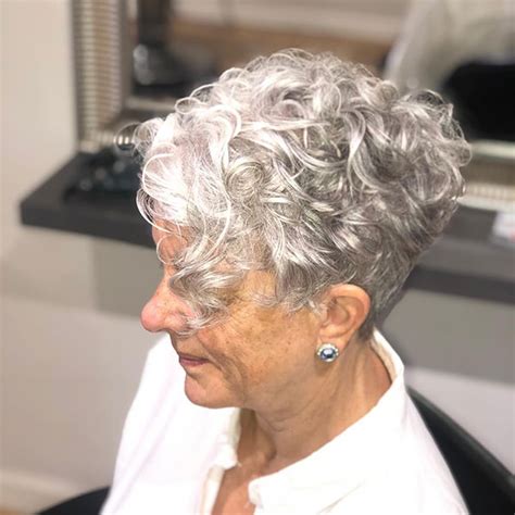 16 Most Flattering Pixie Haircuts For Women Over 50 Beautypg