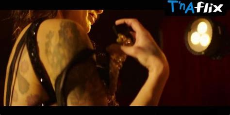 Lena Headey Thong Scene In Bullets Tnaflix Com