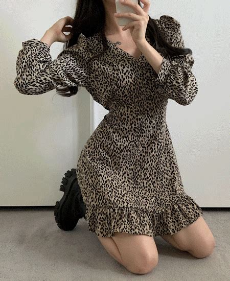 레오파드 고퀄리티 호피 무늬 미니 원피스 레오파드 프릴 미니 원피스 에이블리