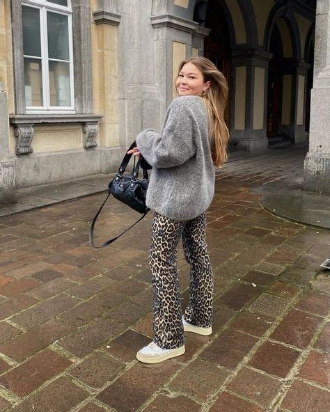 Cheetah Print Background