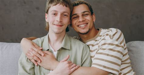 Cosas Que Todo Hombre Gay Bi Deber As Estar Haciendo En Sus Veintes