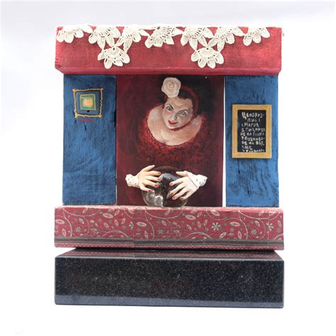 Art Gallery Le Papillon Мадам Роза