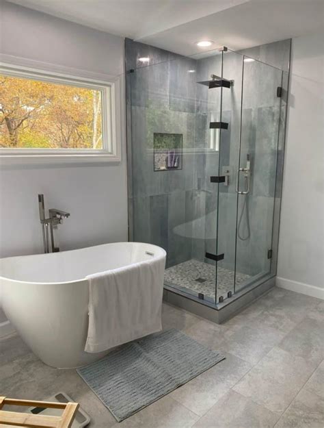 Modern Bathroom Design With Tub And Shower Combo Freestanding Tub In