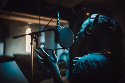 How To Use Headphone Mic On Pc Explained Audiolgy Com