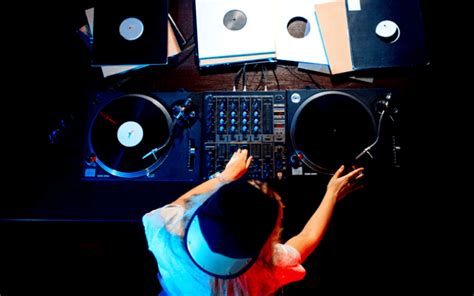 How To Become A DJ | How To Be A DJ | Music Gateway