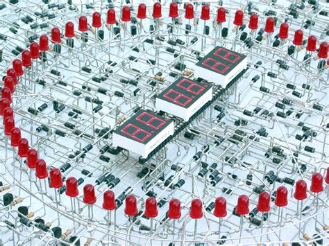 Masterpiece Of Soldering You Wont Believe This Handmade Electronic