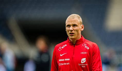 Nach Sex Party Im Stadion Verein Bestraft Spieler Knallhart Mopo