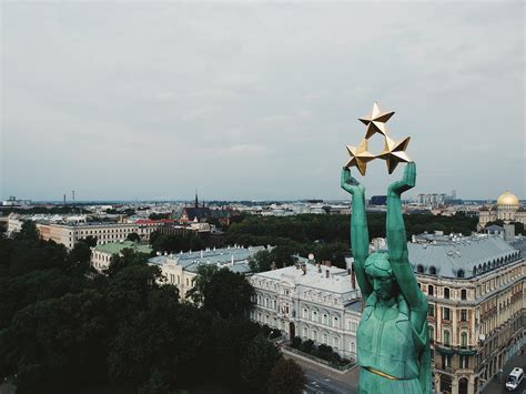 Freedom Monument In Riga Latvia Spark Rdji