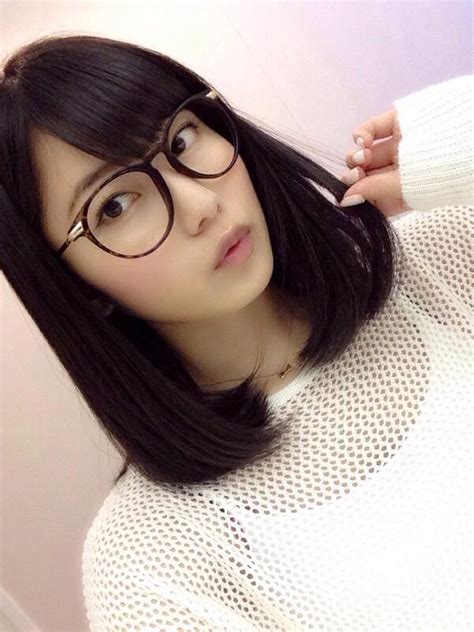 横山由依 On Twitter 最近買った伊達眼鏡👓 レンズ抜く派です。 Va7ptmykjd