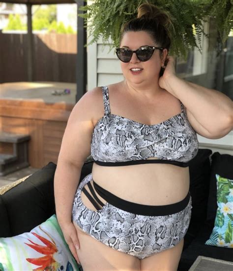8 Stores To Buy A Super Cute Plus Size Swimsuit For Summer