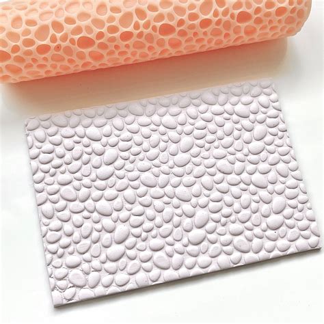 Small Jumbled Eggs Texture Roller Cutterglobe