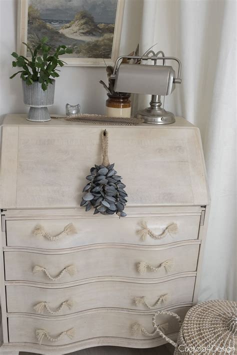 How To Make Seashell Tassels Coral Decor Sea Shells Diy Tassels