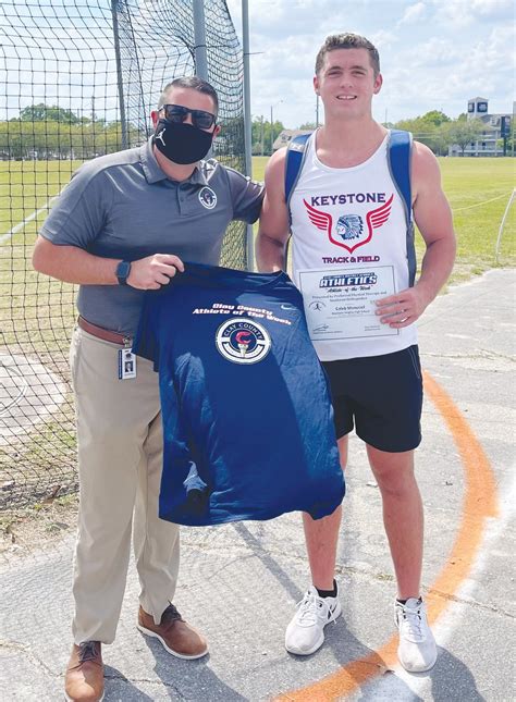 Keystone Heights Moncrief Earns Scholarship From Taxslayer Gator Bowl Clay Today