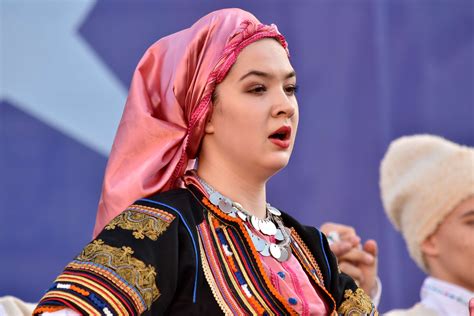 무료 사진 패션 화려한 예쁜 소녀 스카프 베일 예쁜 사람 여자 사람들 세로