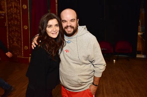 بروفات مسرحية فى نص الليل تبدأ استعداداً لعرضها بموسم الرياض اليوم