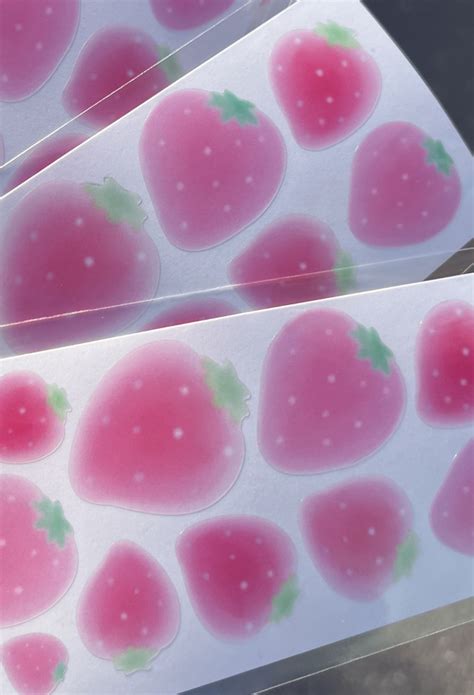 훈찌마켓 훈찌마켓 딸기버블 핑크 스티커 위시버킷