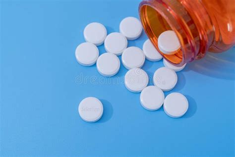 Selenium Is A Nutrient Important For Reproduction Thyroid Gland