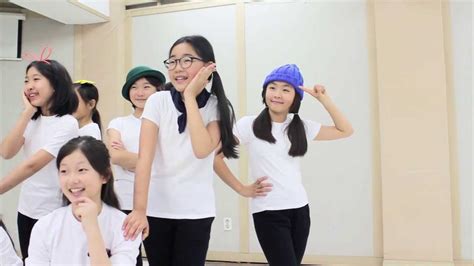 샬롬노래선교단 쏠티와함께 5집 무지개 마을 안무 배우기 Youtube