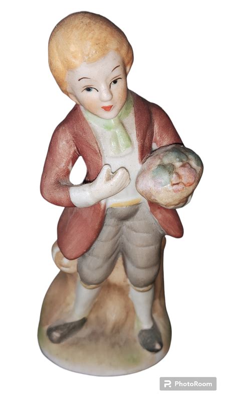 Статуетка юнак кераміка англія — ціна 150 грн у каталозі Статуетки Купити товари для дому та