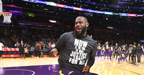 Lebron James Spotted Dancing To Kendrick Lamars Drake Diss Not Like Us