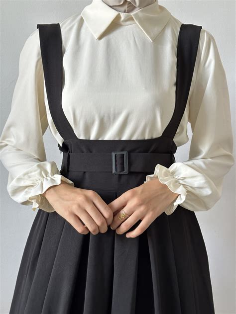 Anne Set For The Vega