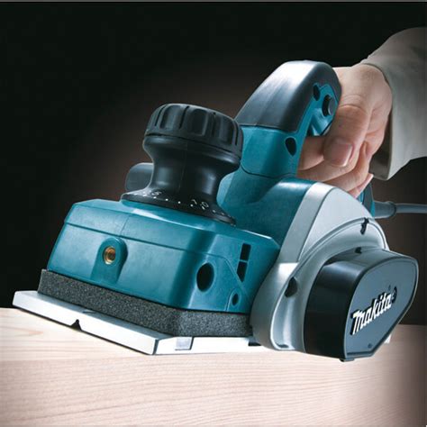 Makita KP0800 - Nobia.sk